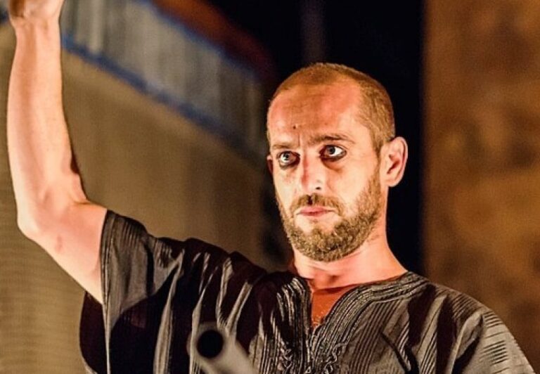 Yé ! - Théâtre Romain Rolland